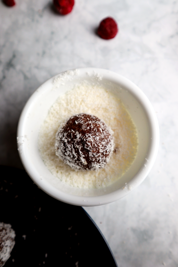 Lamington Coconut Balls Recipe (No Bake)