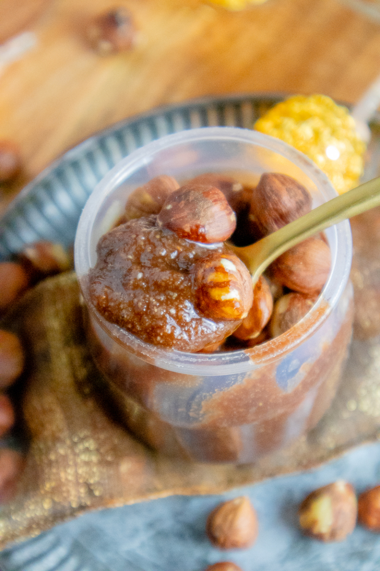 Homemade Vegan Nutella Spread Recipe (Chocolate Hazelnut)